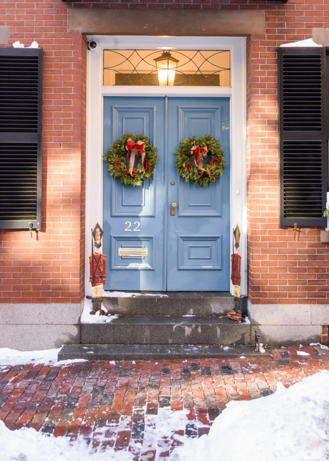 How To Feng Shui Your Front Door For Prosperity [23+ Exclusive Tips ...